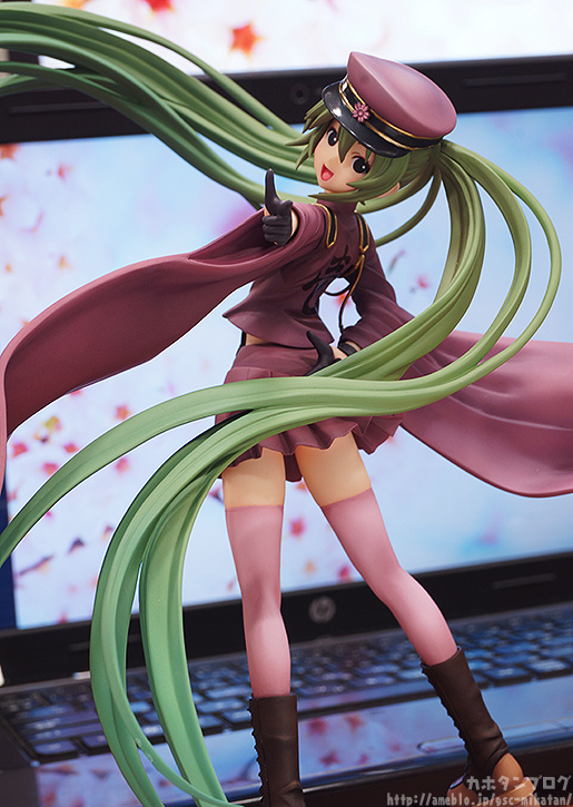 Hatsune Miku Senbonzakura Ver. - My Anime Shelf